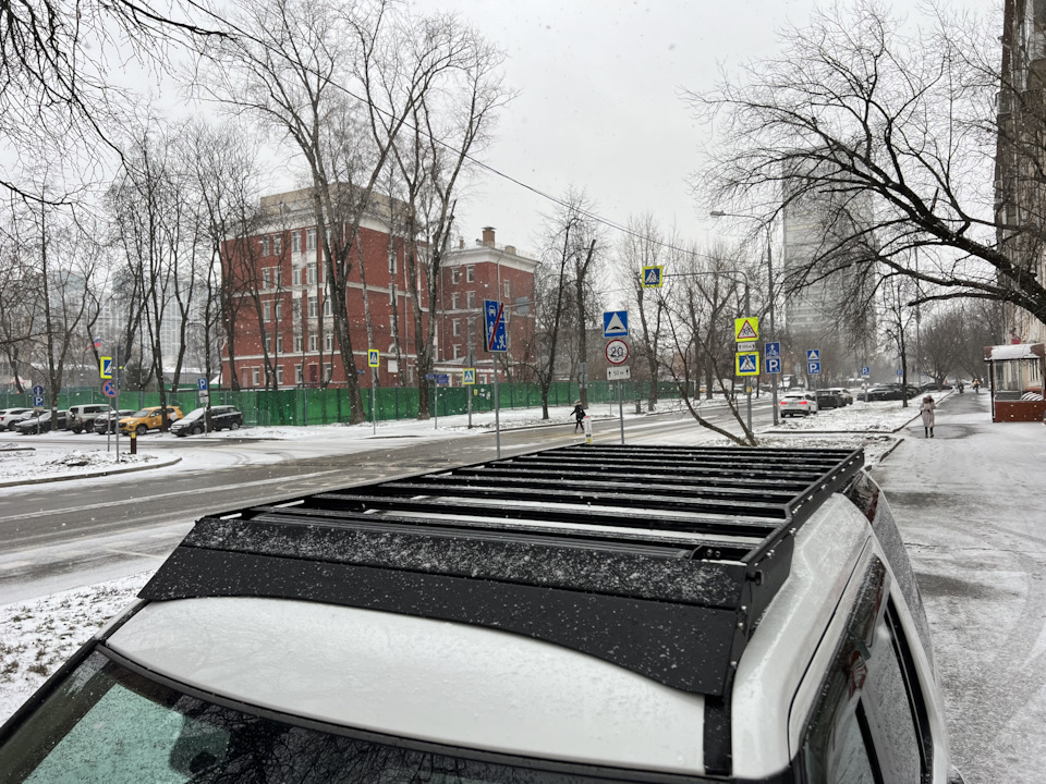 Экспедиционный багажник и люстра Аврора — Land Rover Discovery IV, 2,7 ...