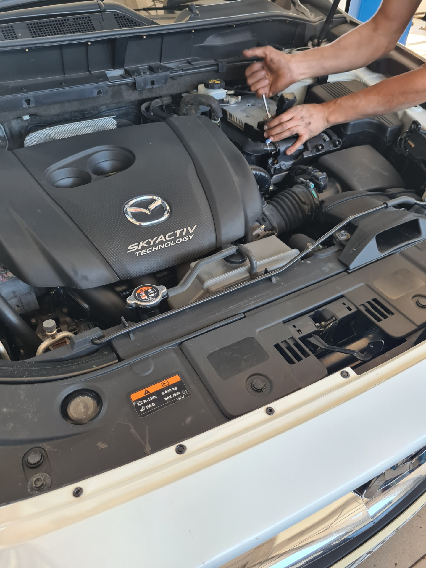 Замена акб. Ошибка заряда оптимизации батареи — Mazda CX-5 (2G), 2,5 л, 2017 года | расходники ...