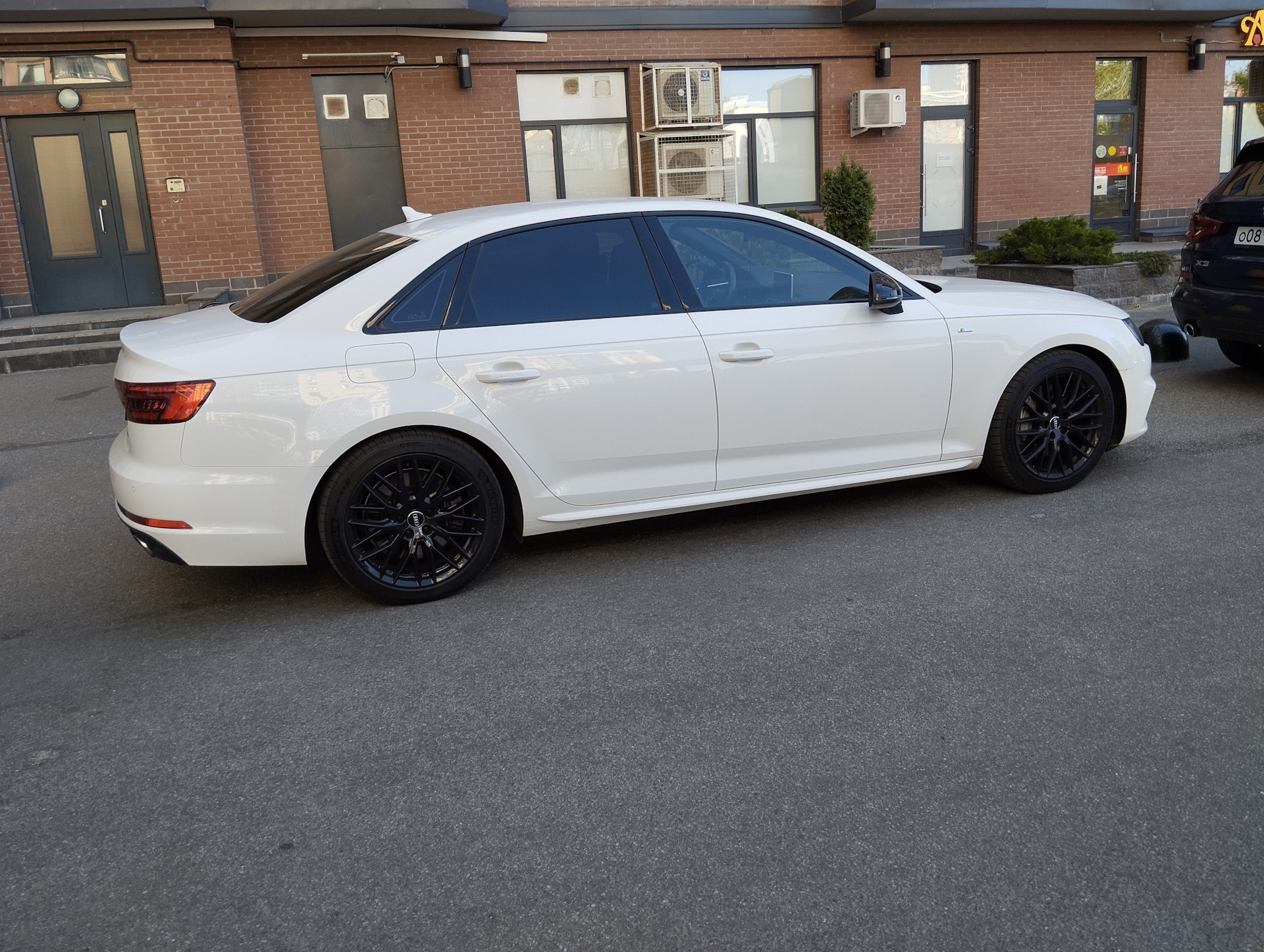 7-е ТО на пробеге 73500 — Audi A4 (B9), 2 л, 2017 года | плановое ТО ...