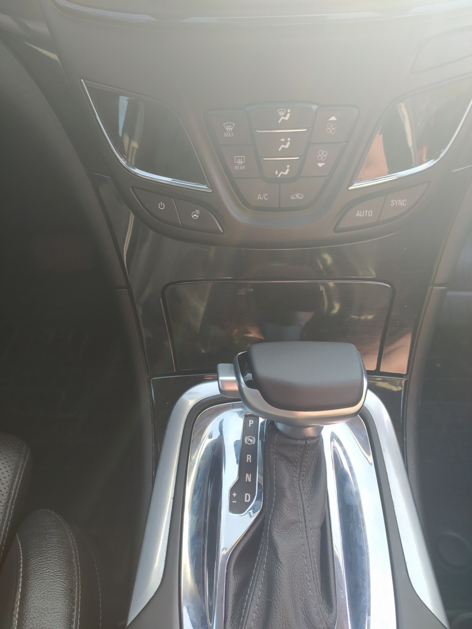 Ручка АКПП — Opel Insignia Country Tourer (1G), 2 л, 2015 года | своими ...