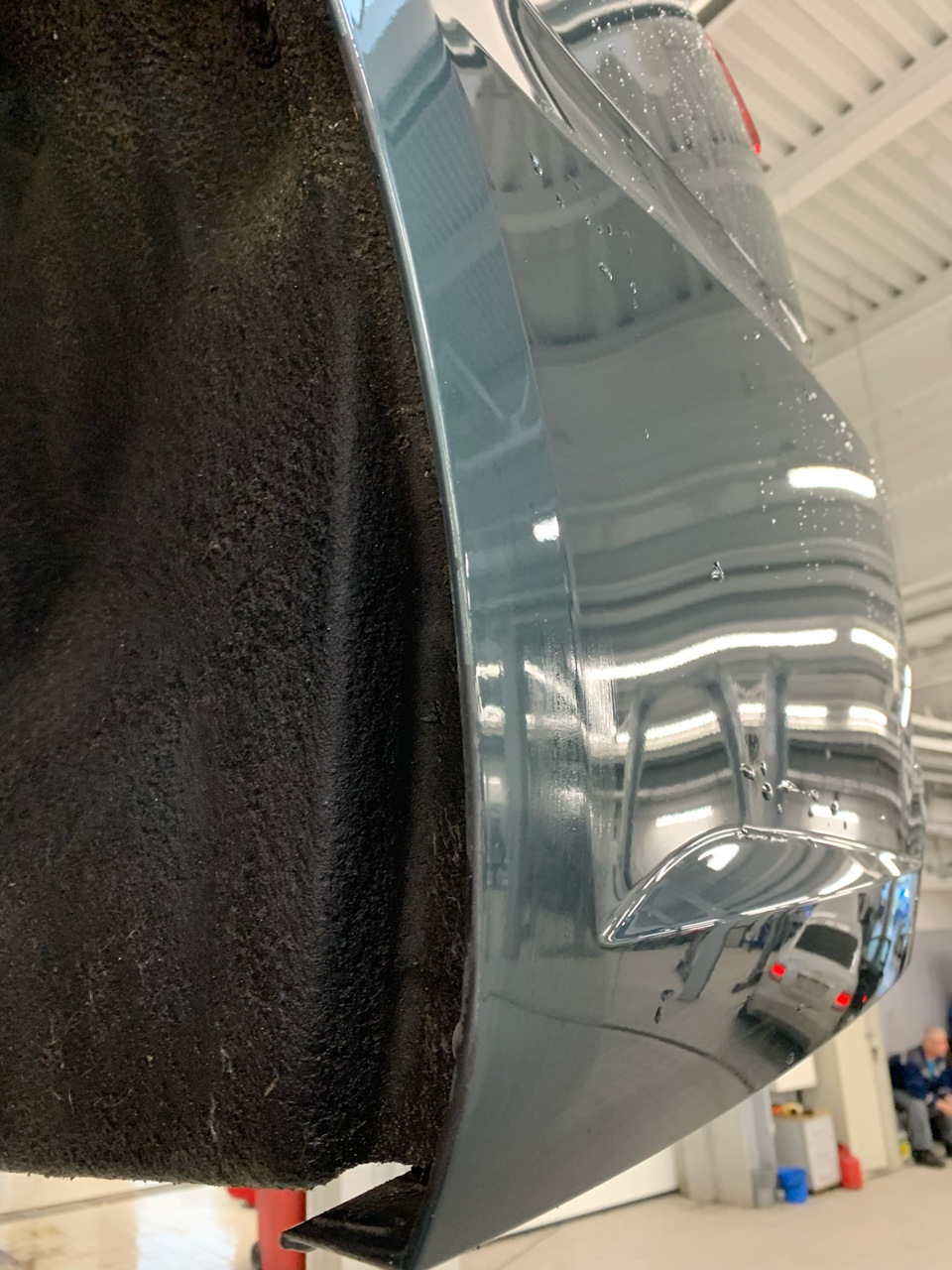 Плановое ТО-3 или как отходит краска на 30т. км. — Audi A6 (C7), 2 л ...