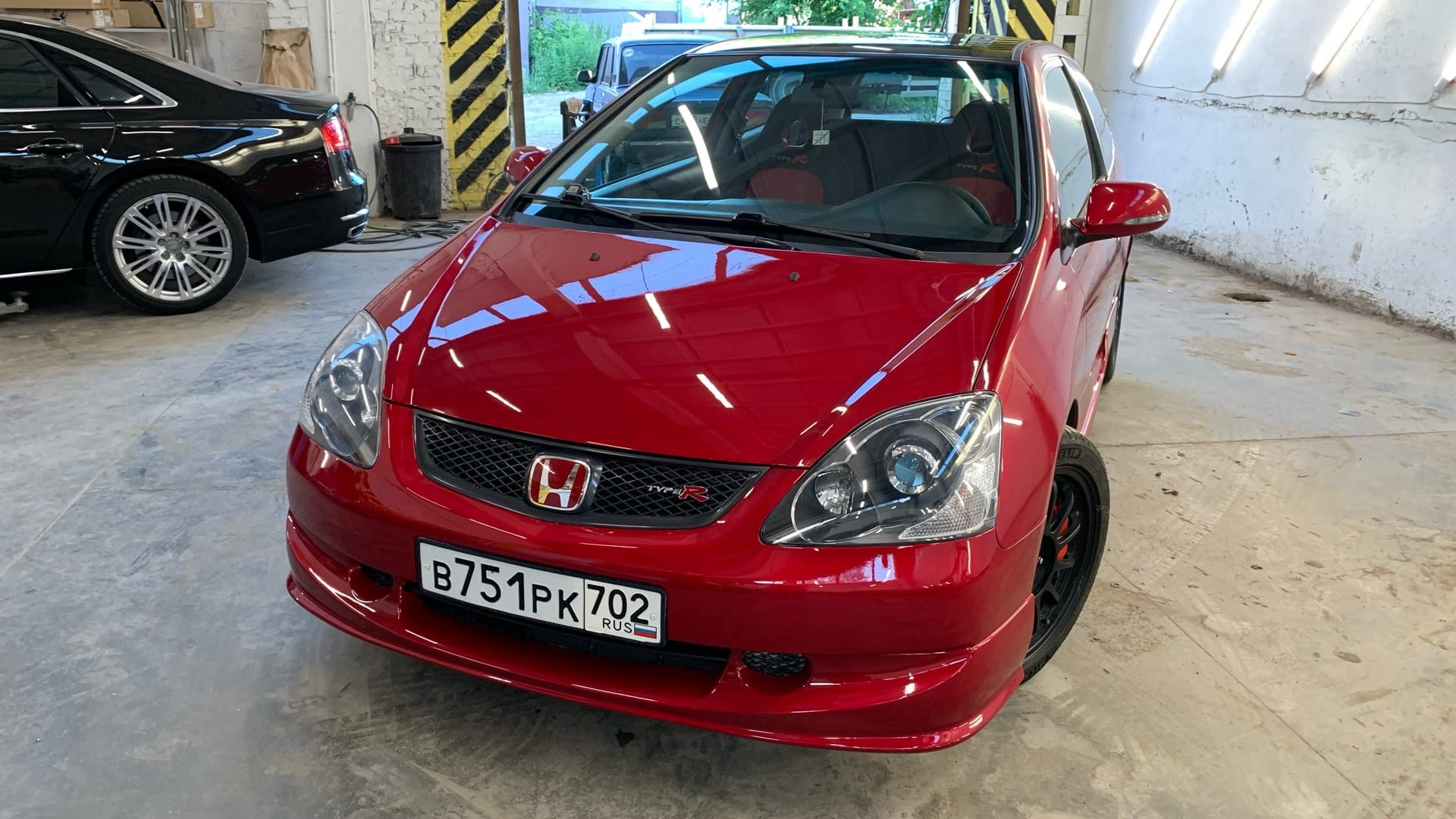 Honda Civic Type R (2G) 2.0 бензиновый 2004 | [R-29727] на DRIVE2