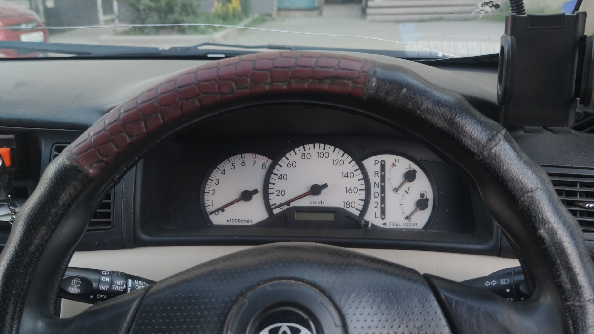 Toyota Corolla Runx 1 6 бензиновый 2001 на Drive2