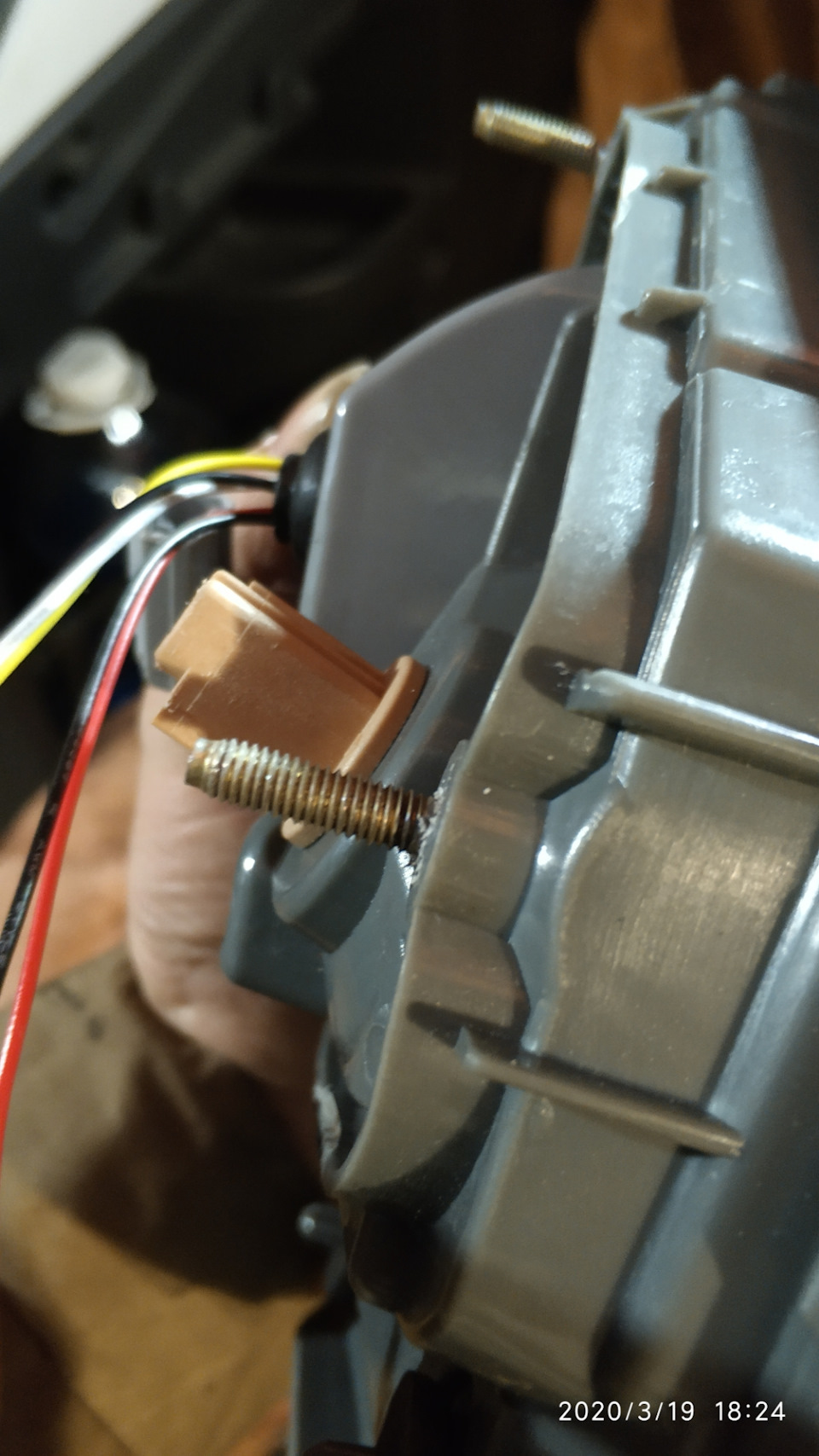 A0002020319 Паразитный / ведущий ролик, поликлиновой ремень Mercedes ...