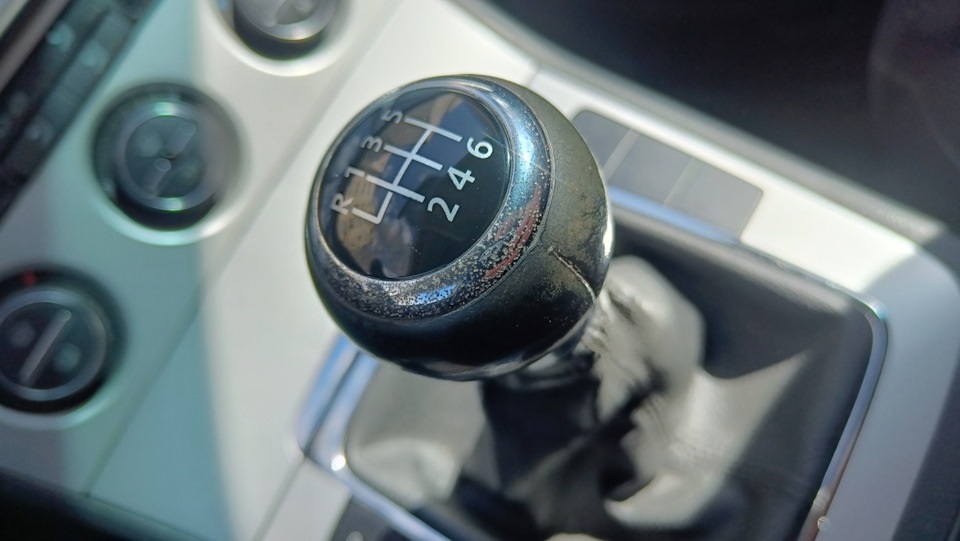 Чехол ручки МКПП — Volkswagen Passat B6, 1,8 л, 2008 года | аксессуары ...