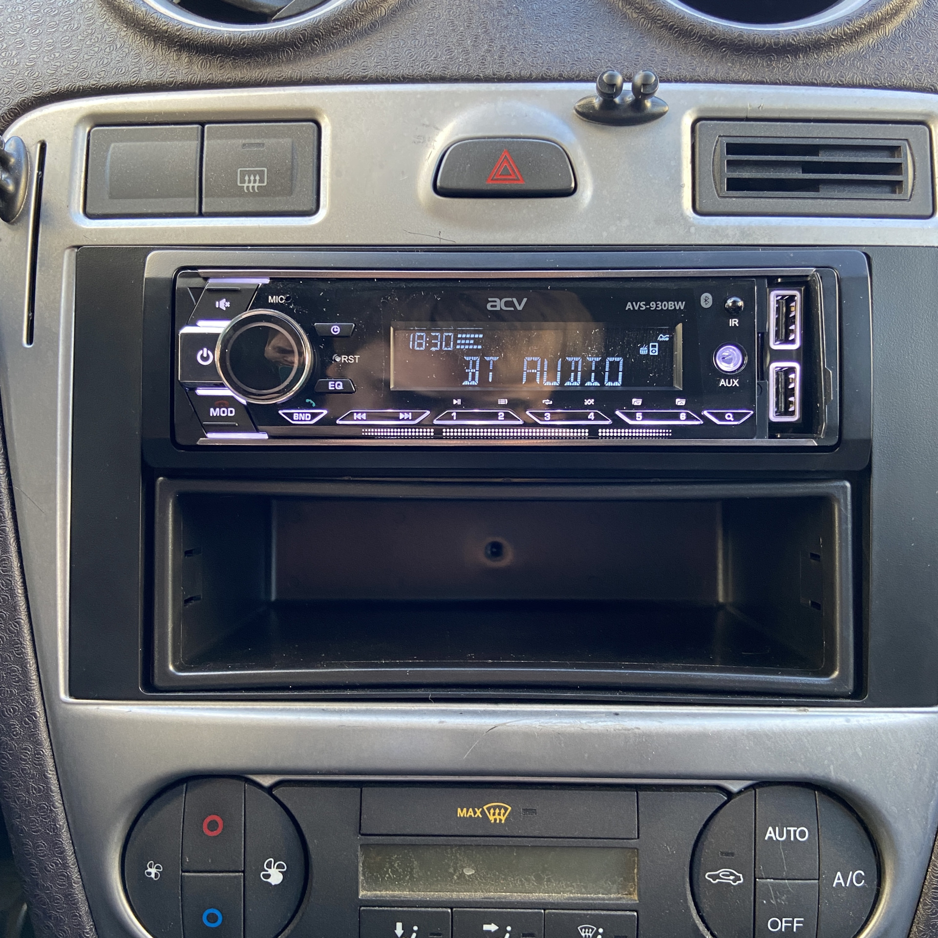 Новая 1DIN магнитола — Ford Fusion, 1,4 л, 2010 года | аксессуары | DRIVE2