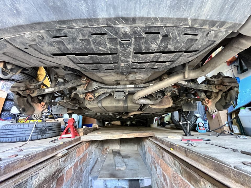 Замена развальных болтов и сайлентблоков — KIA Ceed (2G), 1,6 л, 2017 ...