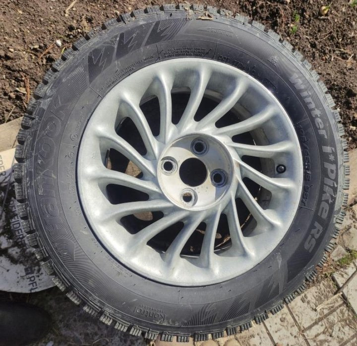 Литые диски 6Jx15 ET39 4x100 на Chevrolet Cobalt (2G), Ravon R4. Б/у ...