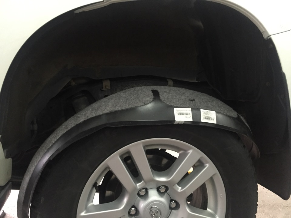 Подкрылки с шумкой — Toyota Land Cruiser Prado 150-series, 3 л, 2013 ...