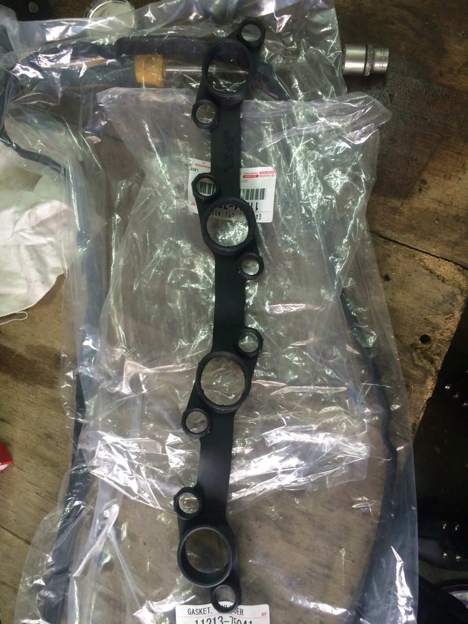 #5. Поменяли прокладку клапанной крышки с колечками — Toyota Land ...