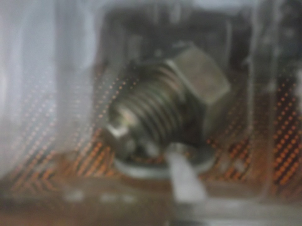 [1]#Болт маслосливной с магнитом Masuma m44 — Mazda 3 (1G) BK, 2 л ...