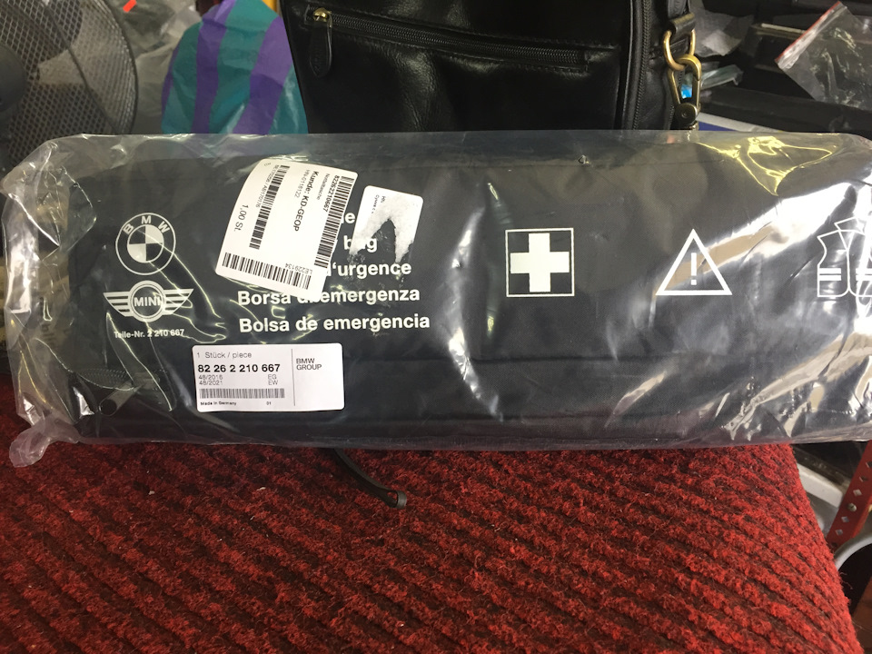 82262210667 Сумка с аварийными принадлежностями BMW | Запчасти на DRIVE2