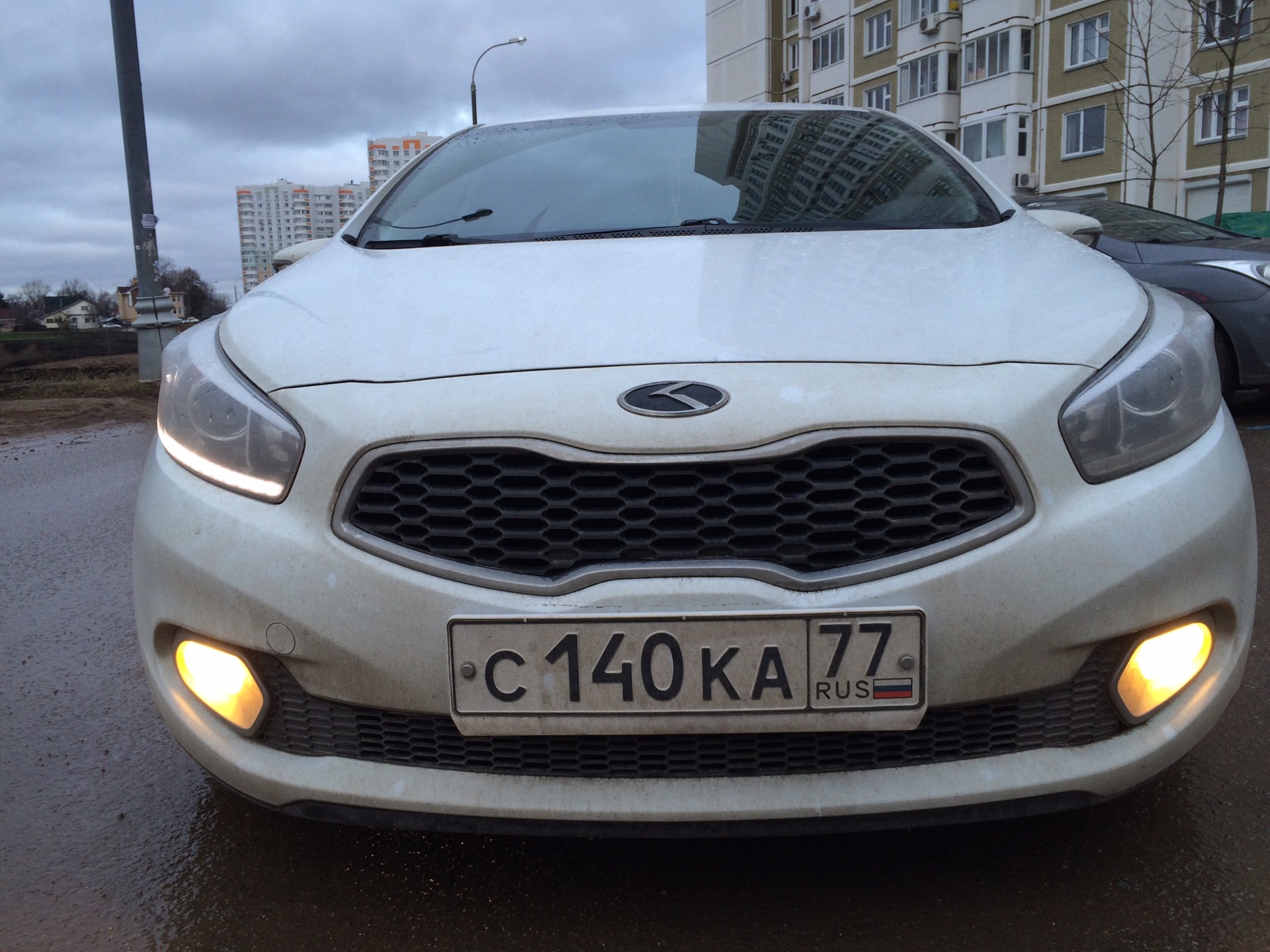 Гарантия. Замена передних фар. — KIA Ceed (2G), 1,6 л, 2013 года | визит на сервис | DRIVE2