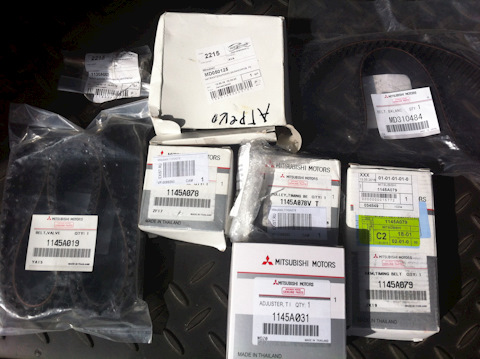 1130A007 Болт шкива коленвала центральный Mitsubishi | Запчасти на DRIVE2