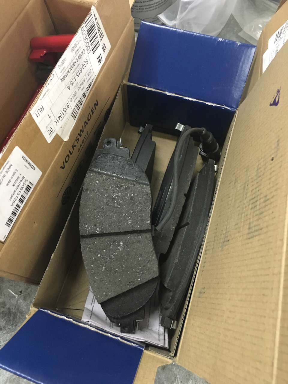 5G0615125A Кронштейн, корпус скобы тормоза VAG | Запчасти на DRIVE2