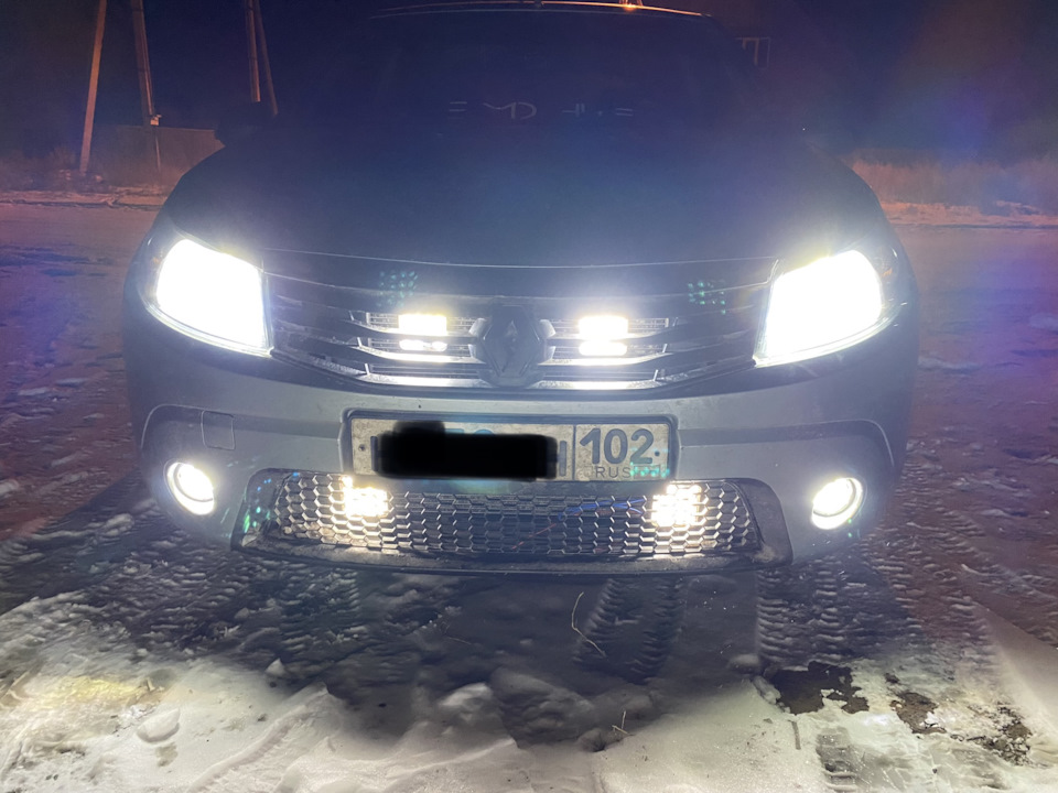 Установка двухрежимных птф — Renault Sandero 1G, 1,4 л, 2011 года ...