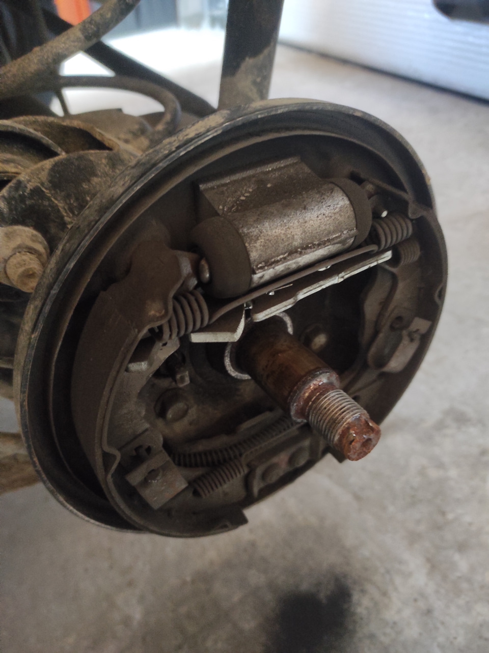 Задний ступичный — Nissan Moco III, 0,7 л, 2013 года | поломка | DRIVE2