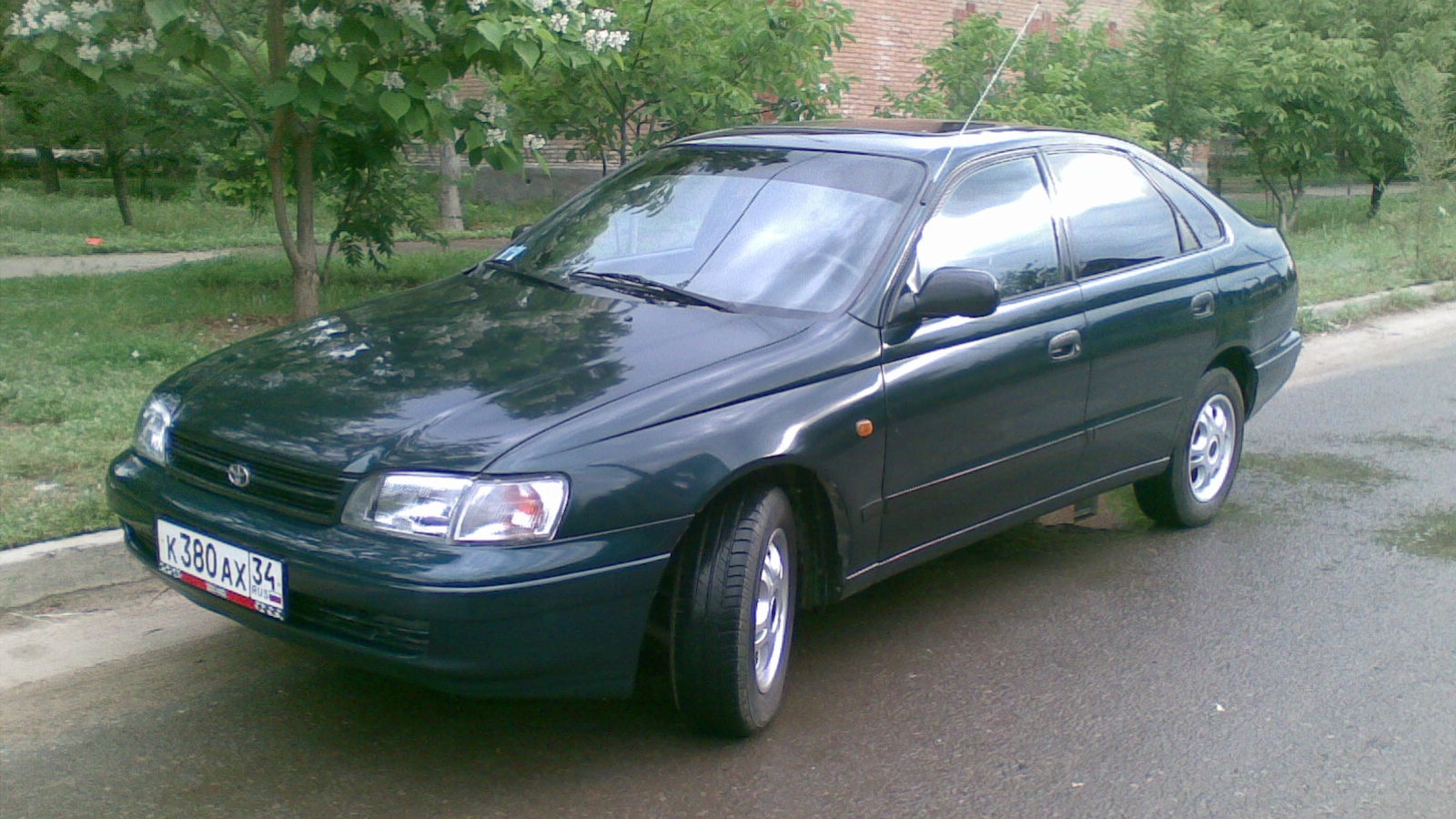 Toyota Carina E 1.7 бензиновый 1992 | сине зеленый металлик на DRIVE2