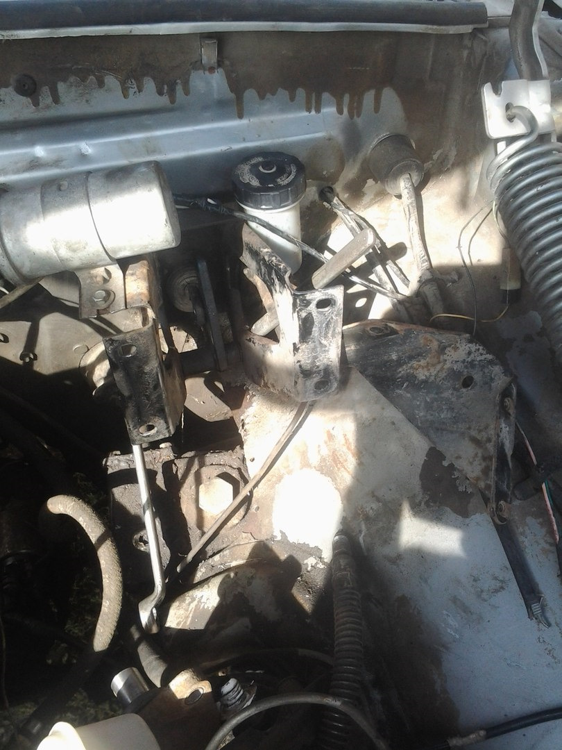 ремонт тормозов и поломка сцепления — ГАЗ 31105, 2,4 л, 2004 года | поломка | DRIVE2