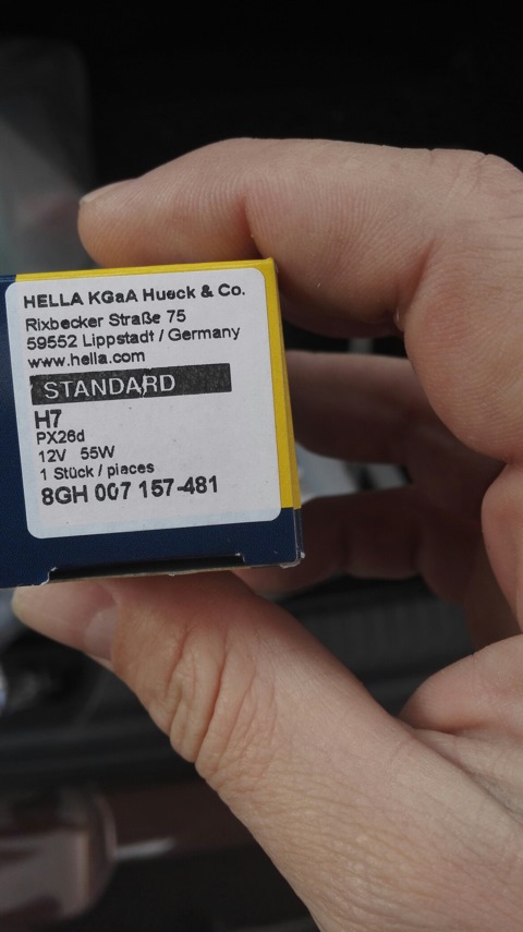 8GH007157481 Лампа накаливания HELLA | Запчасти на DRIVE2