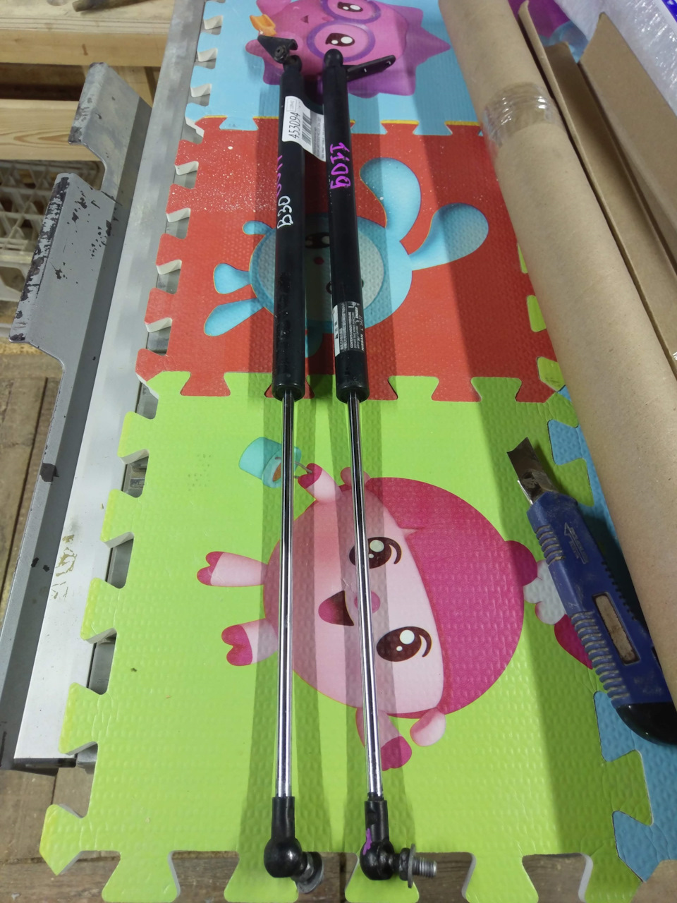 Упоры. — Nissan Lafesta (1G), 2 л, 2010 года | расходники | DRIVE2