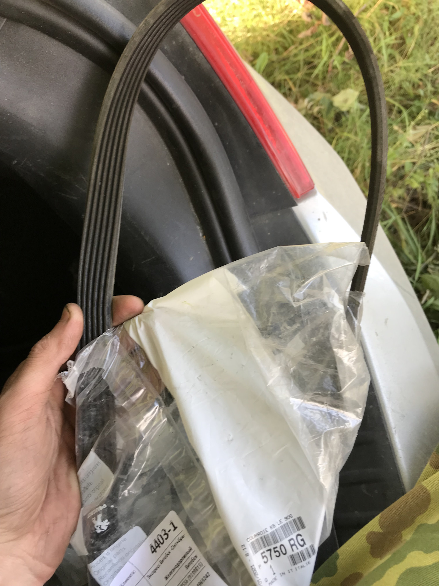 Замена генератора или борьба с p1676 — Peugeot 308 (1G), 1,6 л, 2010 ...