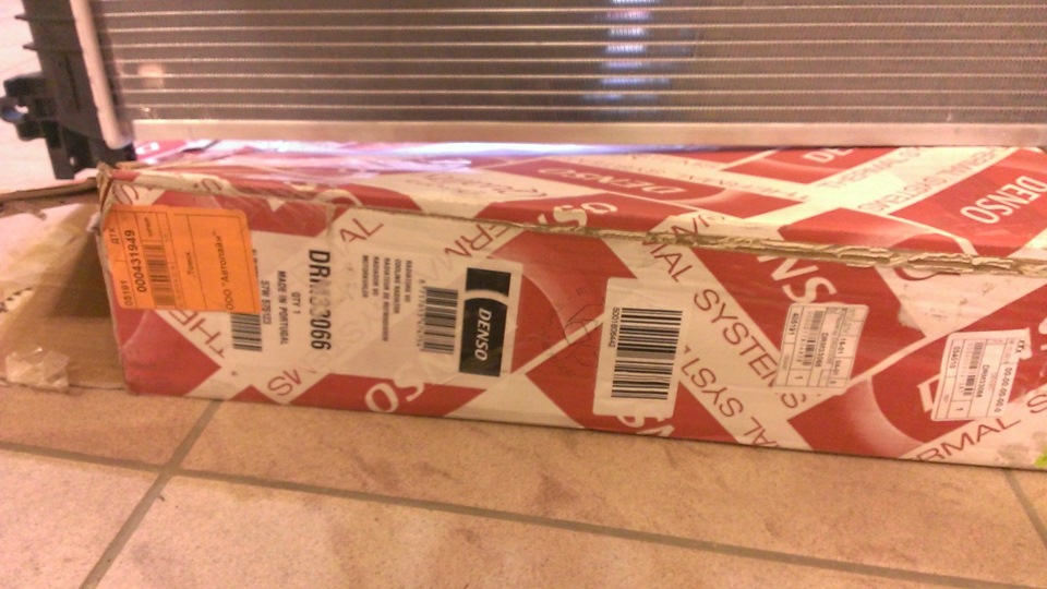 Слетает патрубок радиатора (верхний) Часть 3 — Volvo S80 (1G), 2,4 л ...