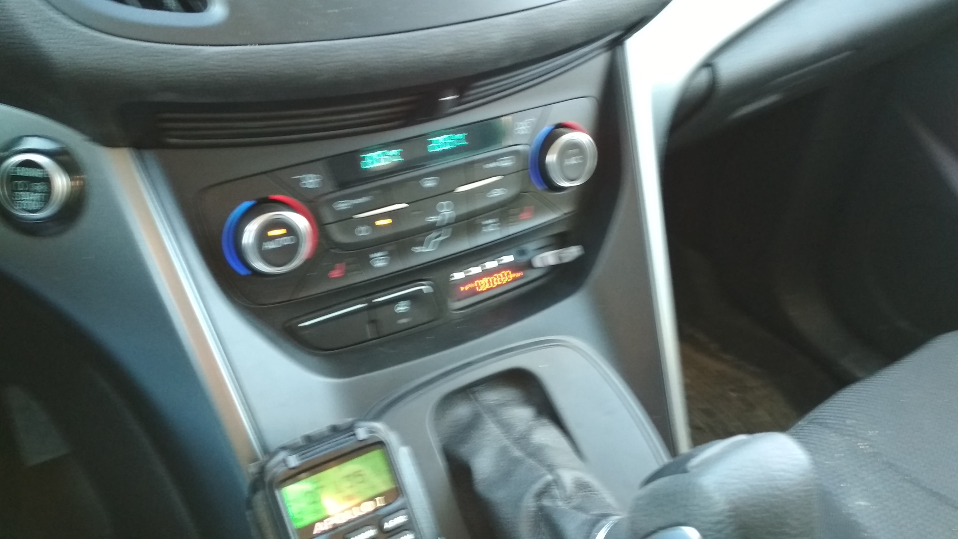 Запилил китайский гаджет, или USB, Bluetooth, AUX в "тренд" — Ford Kuga ...