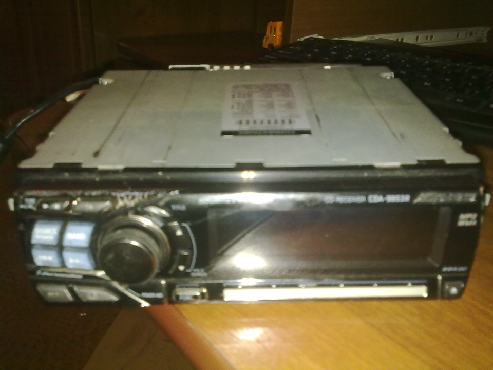 ALpine 9853, вольтметр синий, змеиная оплётка кабеля — Lada 21124, 1,6 ...