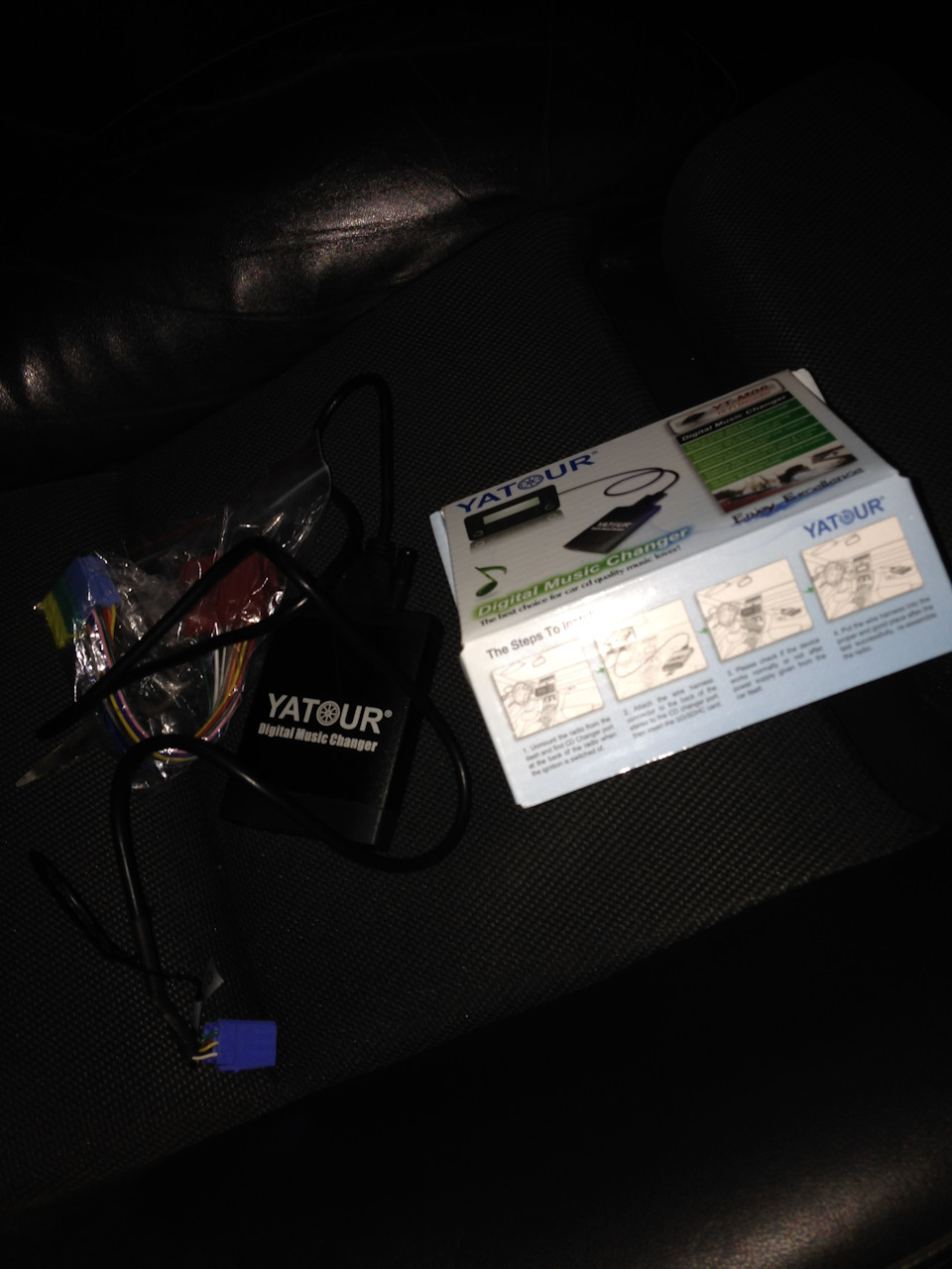 YATOUR YT-M06 — Audi A6 (C5), 2,7 л, 2002 года | аксессуары | DRIVE2