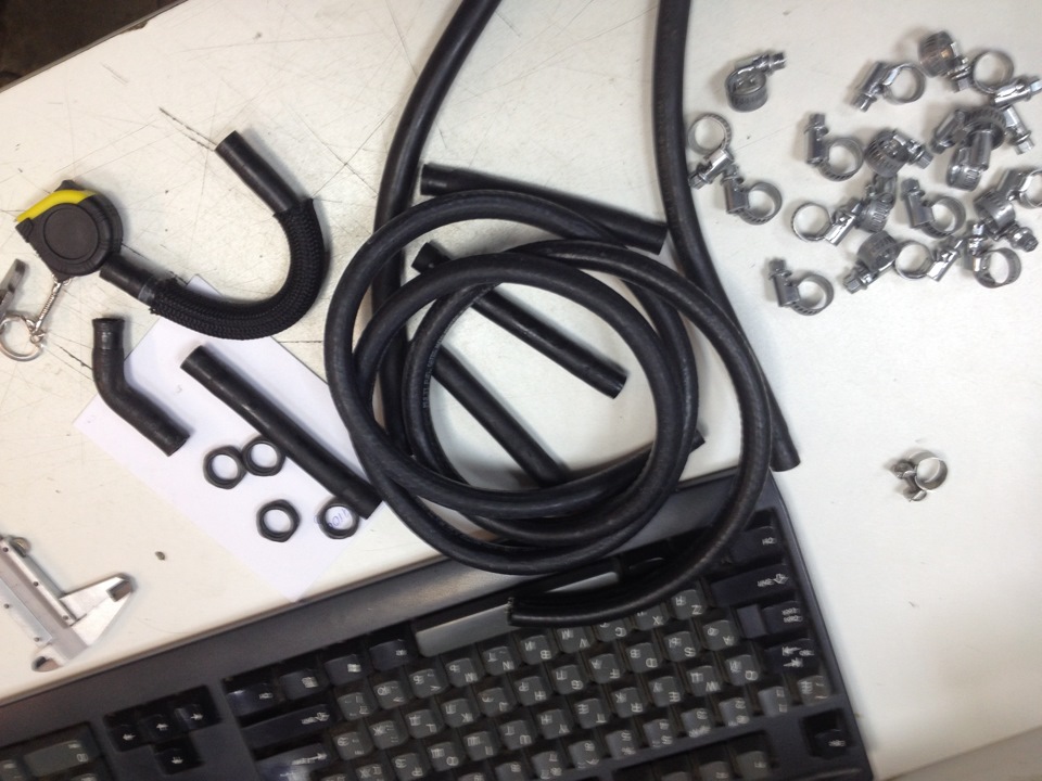 Морозы = течь топливных шлангов, или запах бензина из под капота ...