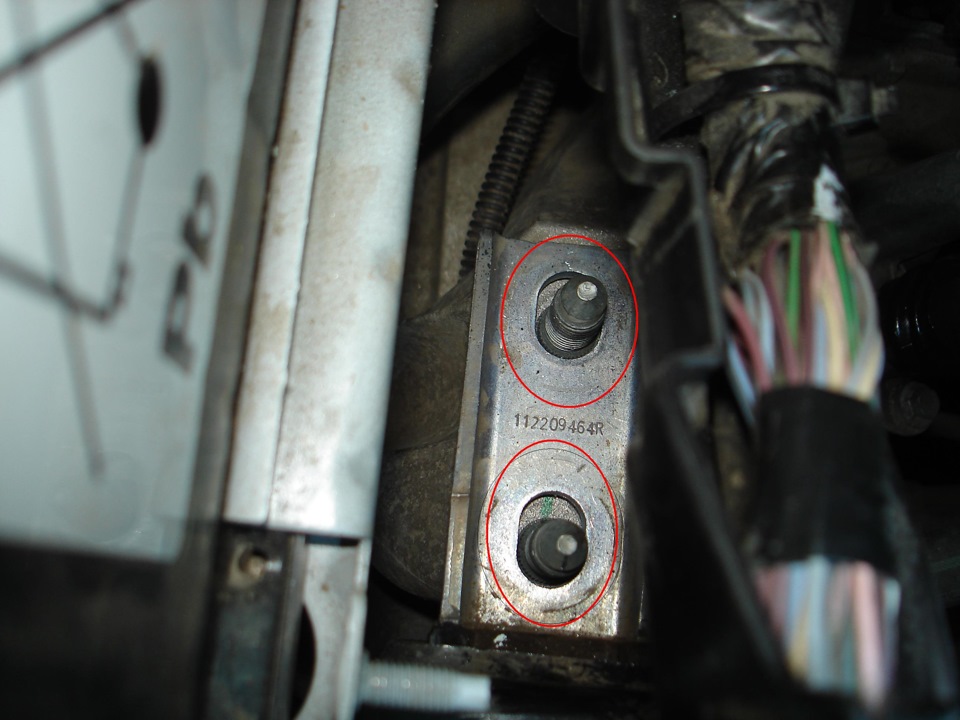 112209464R Опора крепления двигателя RENAULT | Запчасти на DRIVE2