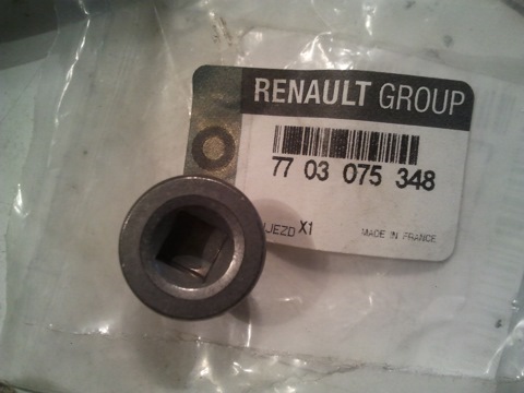 7703075348 Пробка RENAULT | Запчасти на DRIVE2
