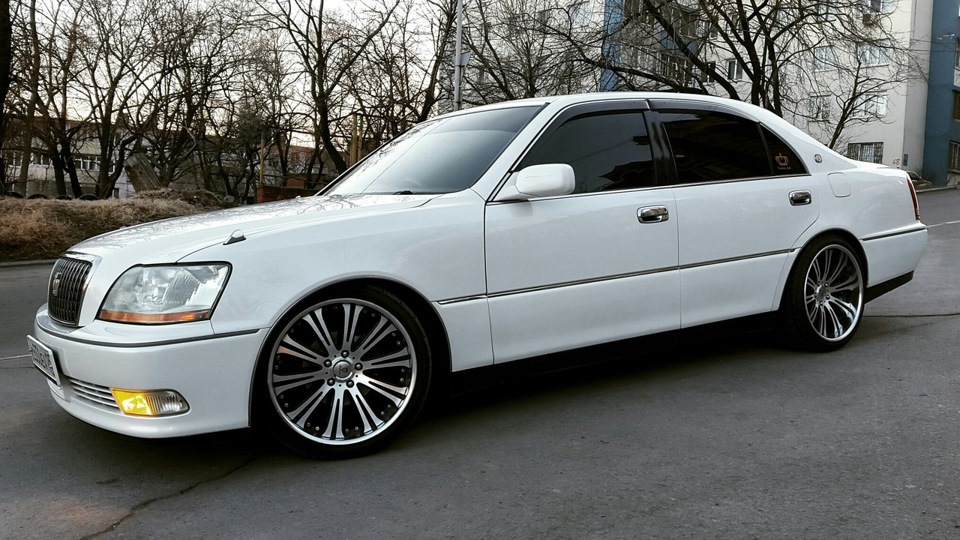 Бортжурнал Toyota Crown Majesta V8 VIP (с чистого листа)