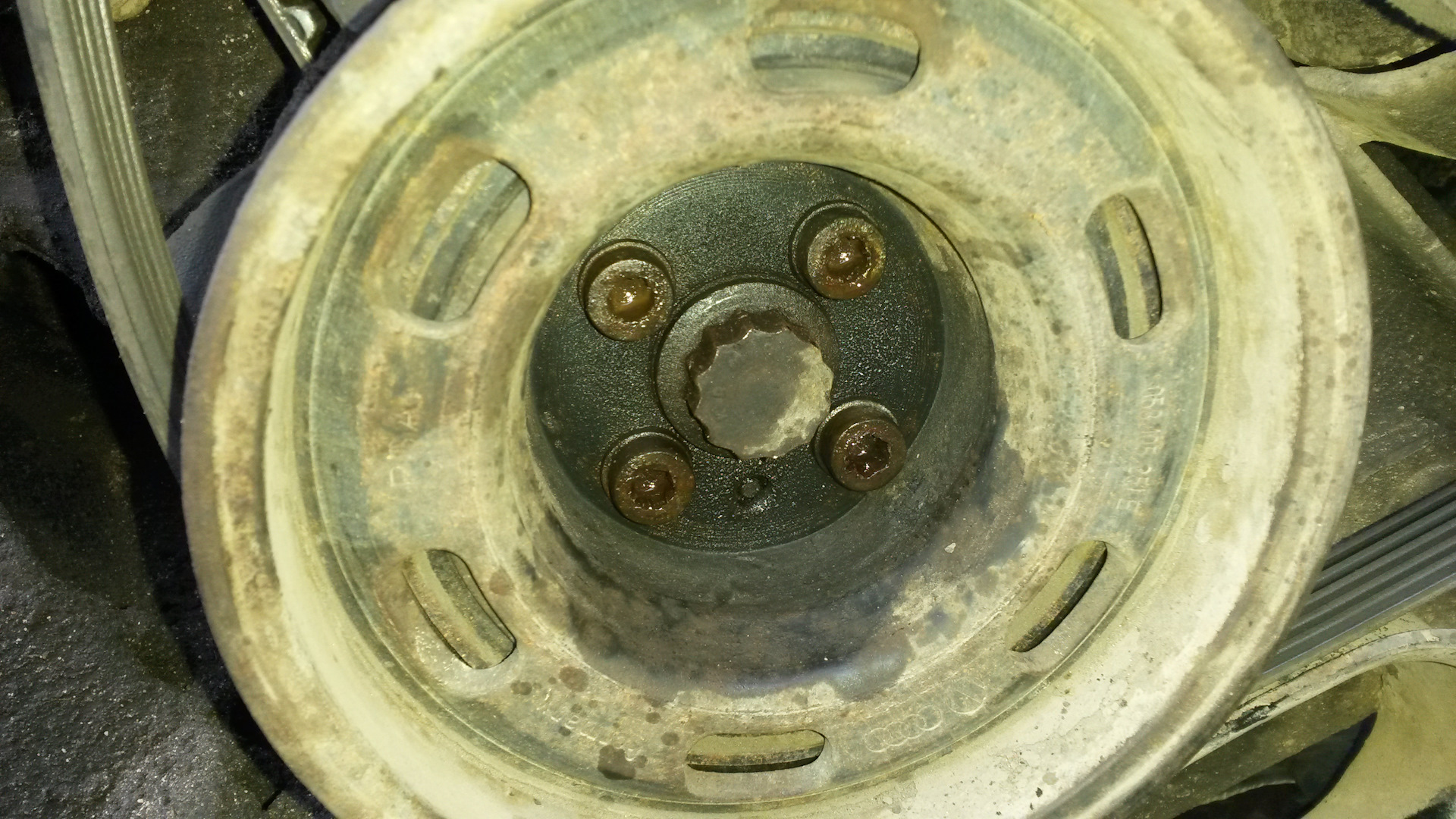 Бывают нехорошие люди…просто не передать словами — Audi A4 (B5), 1,8 л, 1996 года | своими ...