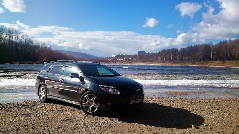 Photoset.На реке. — Toyota Corolla Fielder (E130), 1,8 л, 2007 года ...