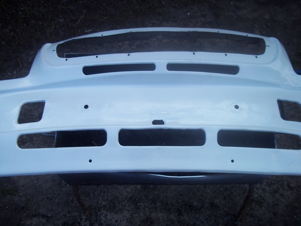 Паяли бампер, равняли и красили передний фартук. — ГАЗ 3110, 2,4 л ...