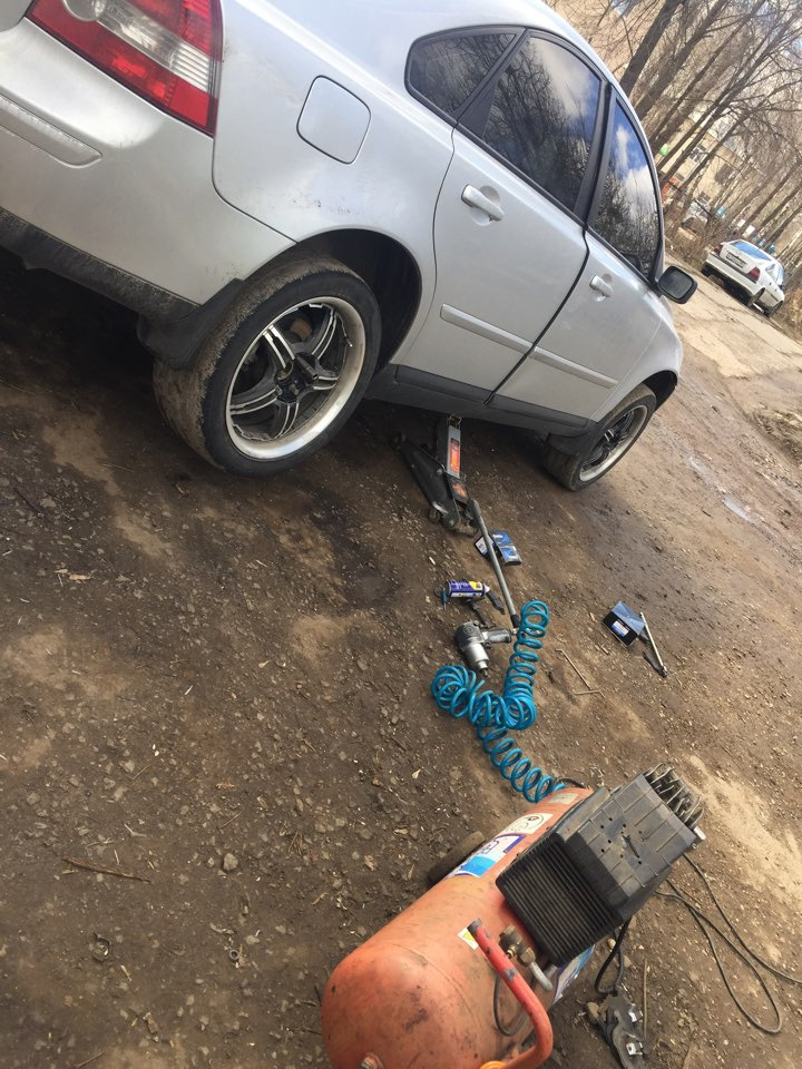 Замена колодок — Volvo S40 (2G), 2,4 л, 2006 года | визит на сервис ...