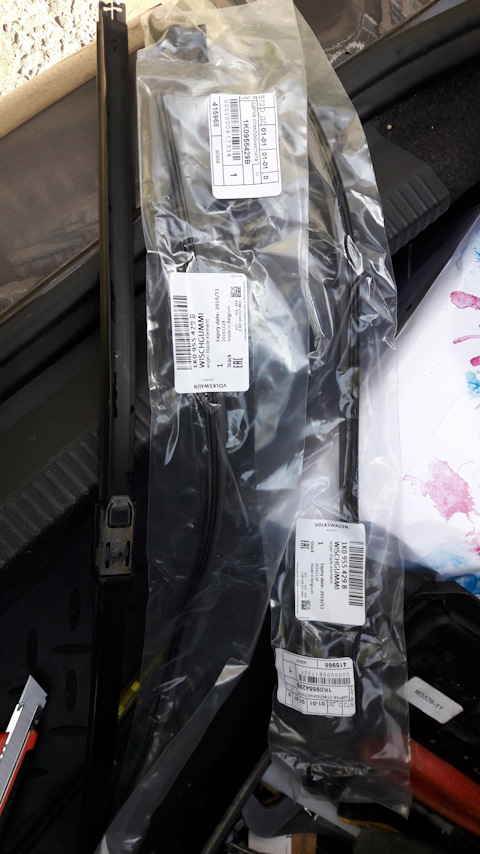 1K0955429B Резинки стеклоочистителя VAG | Запчасти на DRIVE2