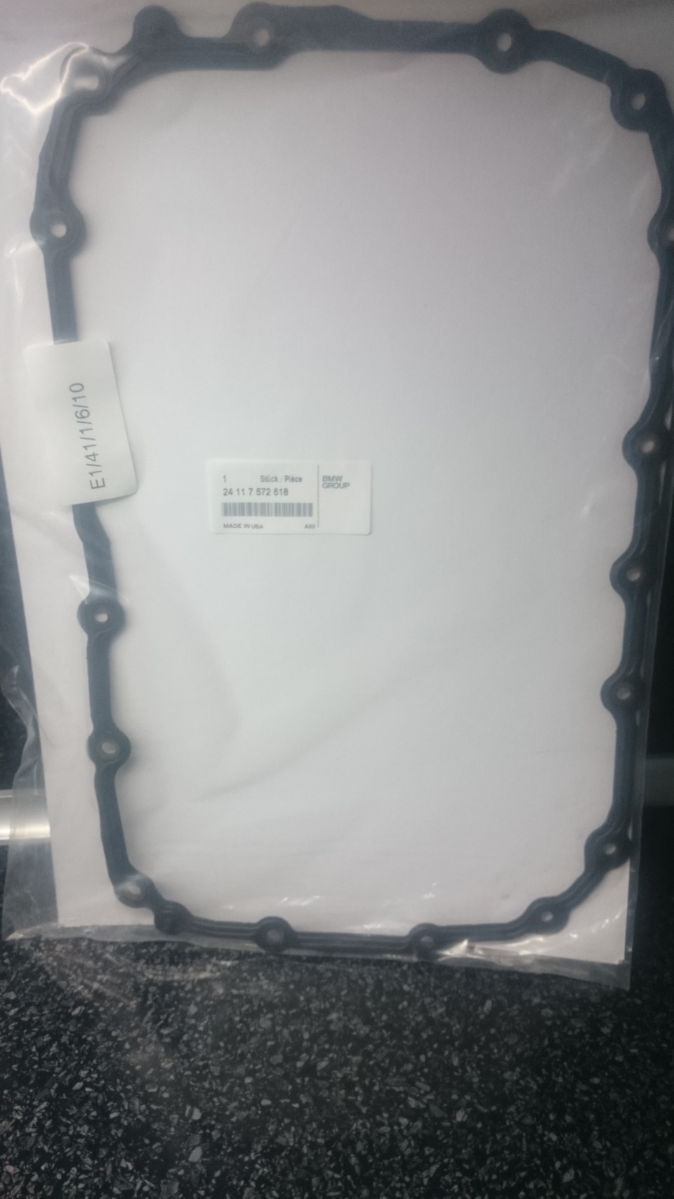 24117572618 Уплотн.прокладка масляного картера BMW | Запчасти на DRIVE2