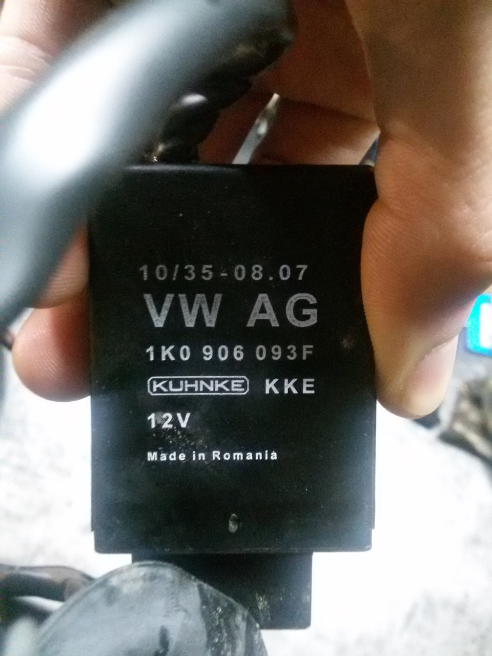 1K0906093F Реле топливного насоса Skoda Octavia 1Z5 2.0 FSI 4x4 BVX ...