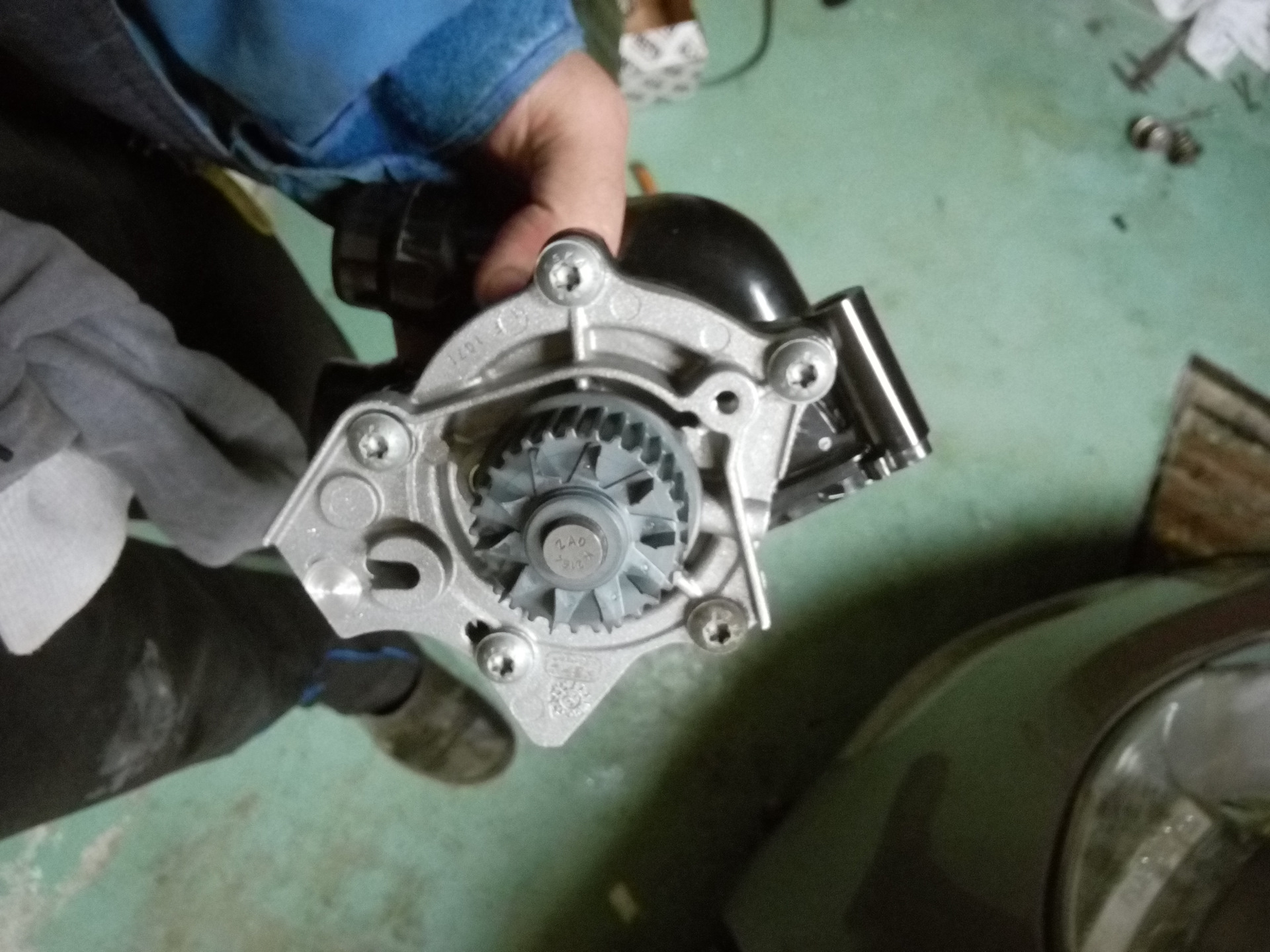 "Холодный" термостат — Skoda Superb Combi (Mk2), 2 л, 2012 года ...