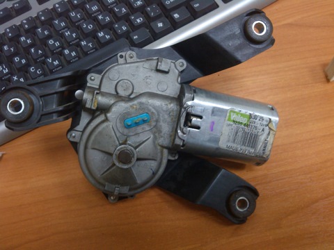 7703072362 Заклепка креп мотор-редуктора RENAULT | Запчасти на DRIVE2