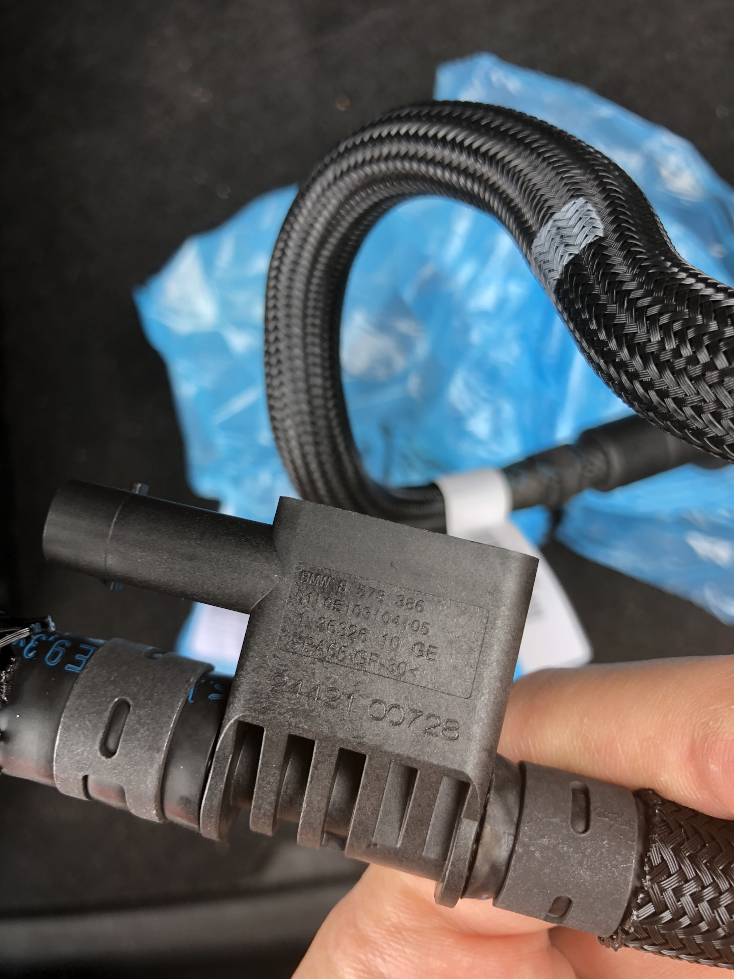 Чистка коллектора, замена прокладки клапанной крышки — BMW 1 series ...