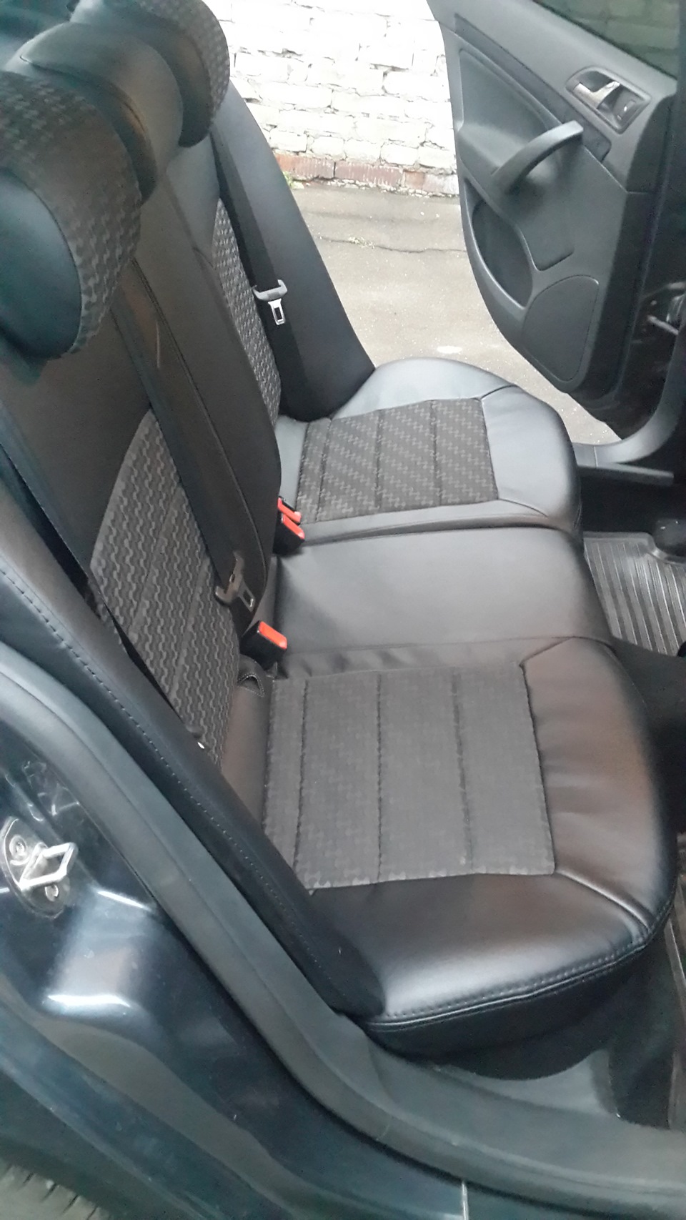 Чехлы автомода — Skoda Octavia A5 Mk2, 1,6 л, 2008 года | аксессуары ...