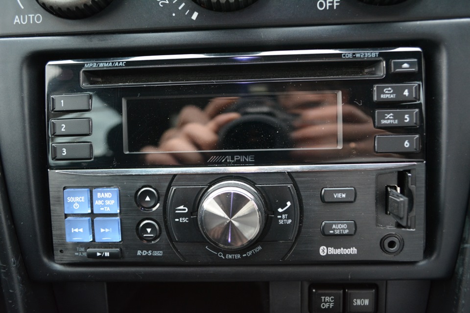 Alpine CDE-W235BT — Toyota Altezza, 2 л, 2003 года | автозвук | DRIVE2
