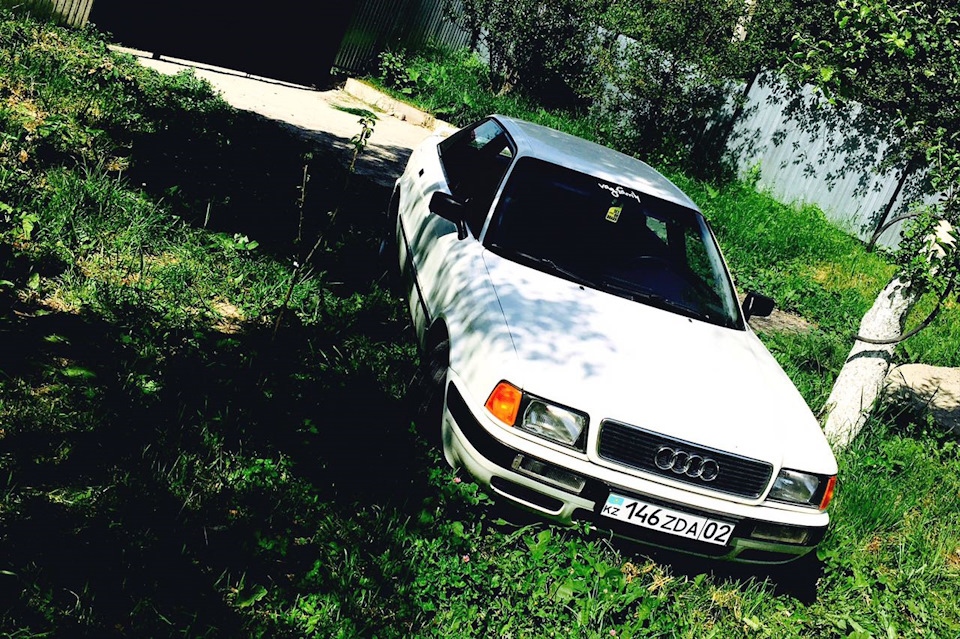 Поездка на Дачу 😋😋😋 — Audi 80 B4 2 л 1992 года путешествие Drive2