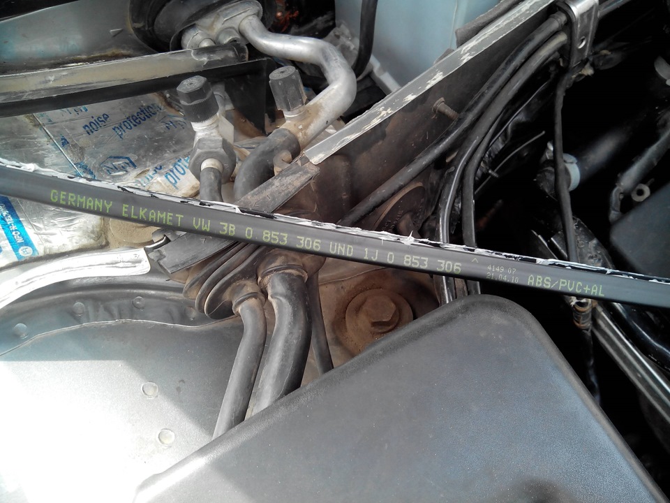 Мокрый пол #1 — люфт ручки КПП и геморная заслонка — V85 — Volkswagen ...