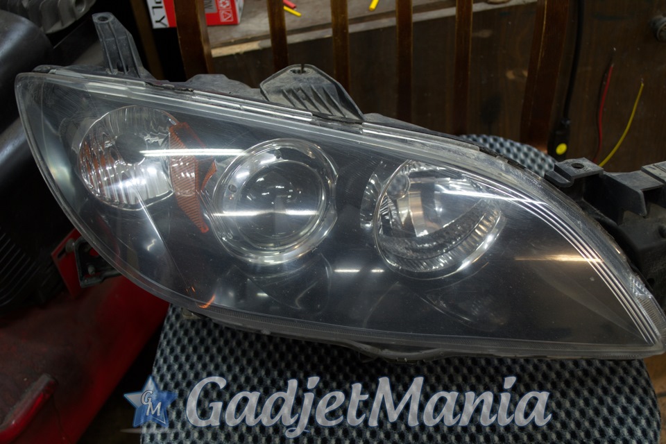 Mazda 3 ангельские глазки CCFL покраска черный мат + тонировка фонарей ...