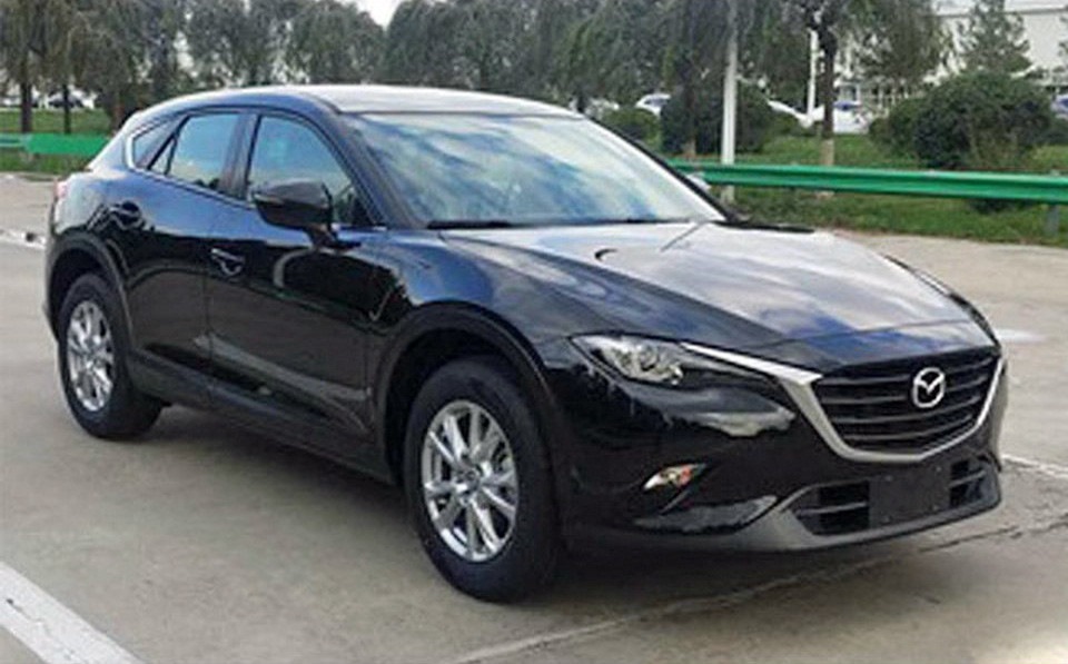 Новый кроссовер Mazda: первые фото «живого» автомобиля — Mazda 3 (2G ...